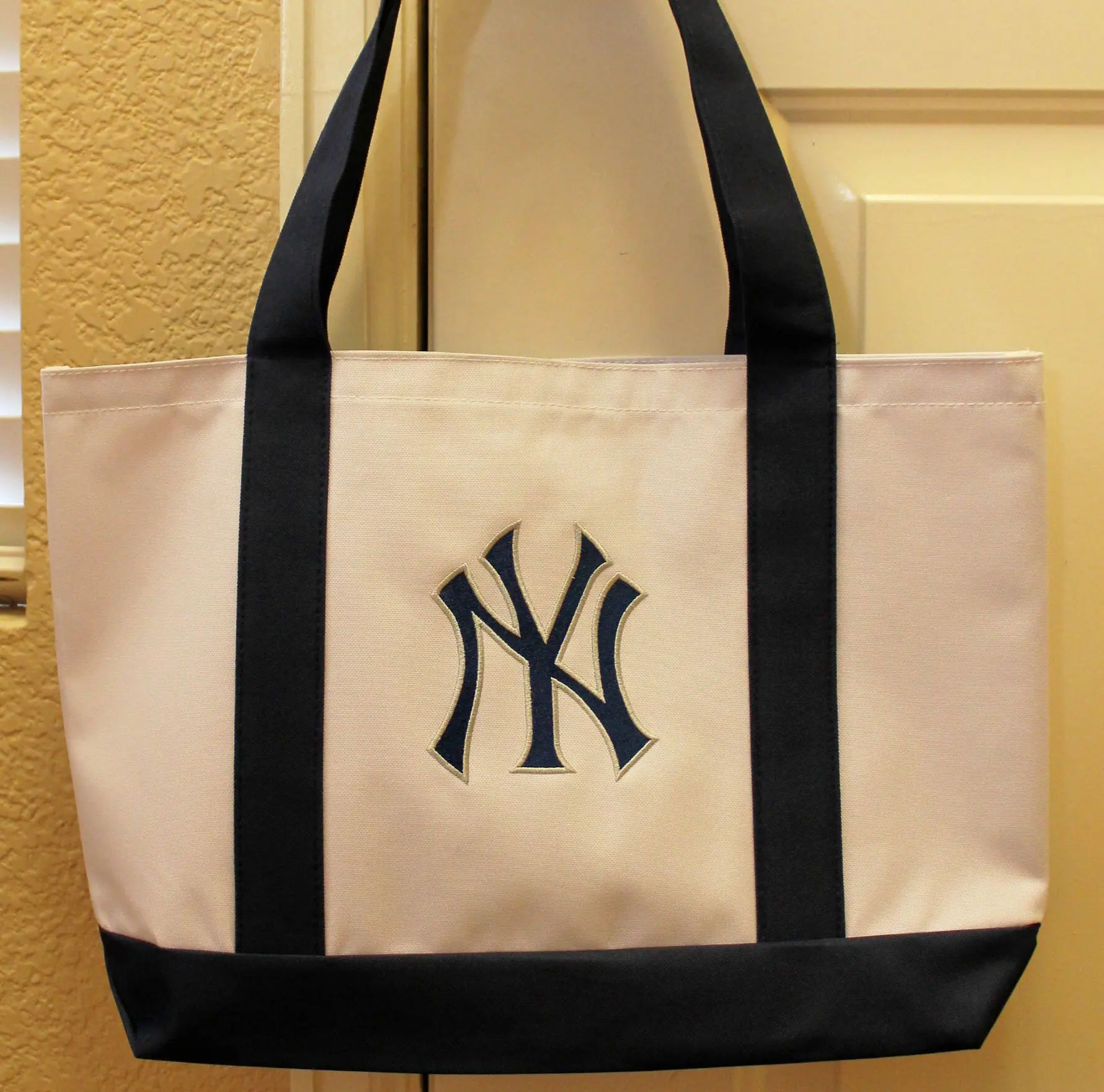 Elevate Your Fan Gear with the New York Yankees Bags Collection ...